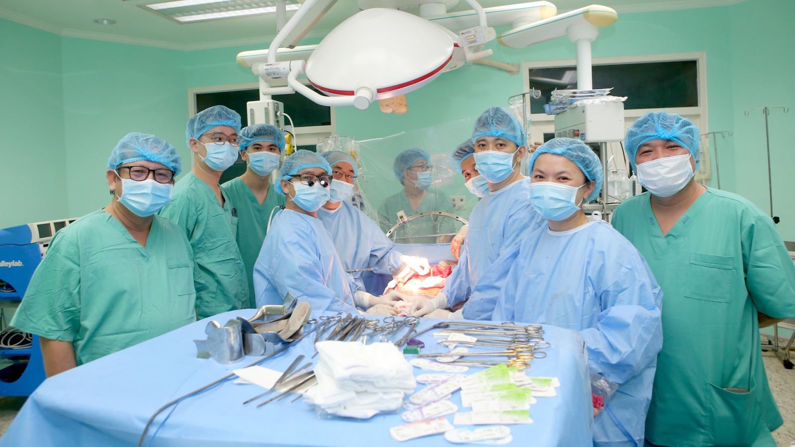 Bệnh viện Trung ương Huế thực hiện thành công 4 ca ghép tim, gan, giác ...