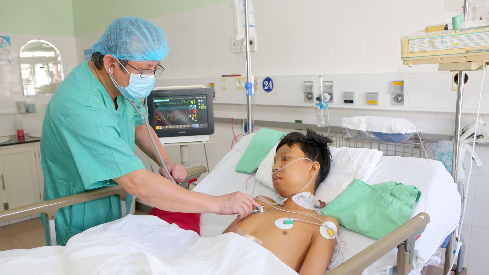 Bệnh viện Trung ương Huế thực hiện thành công 4 ca ghép tim, gan, giác ...